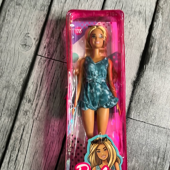 Barbie | Toys | Barbie Fashionistas 73 Sandy Blonde Tan Doll Denim ...